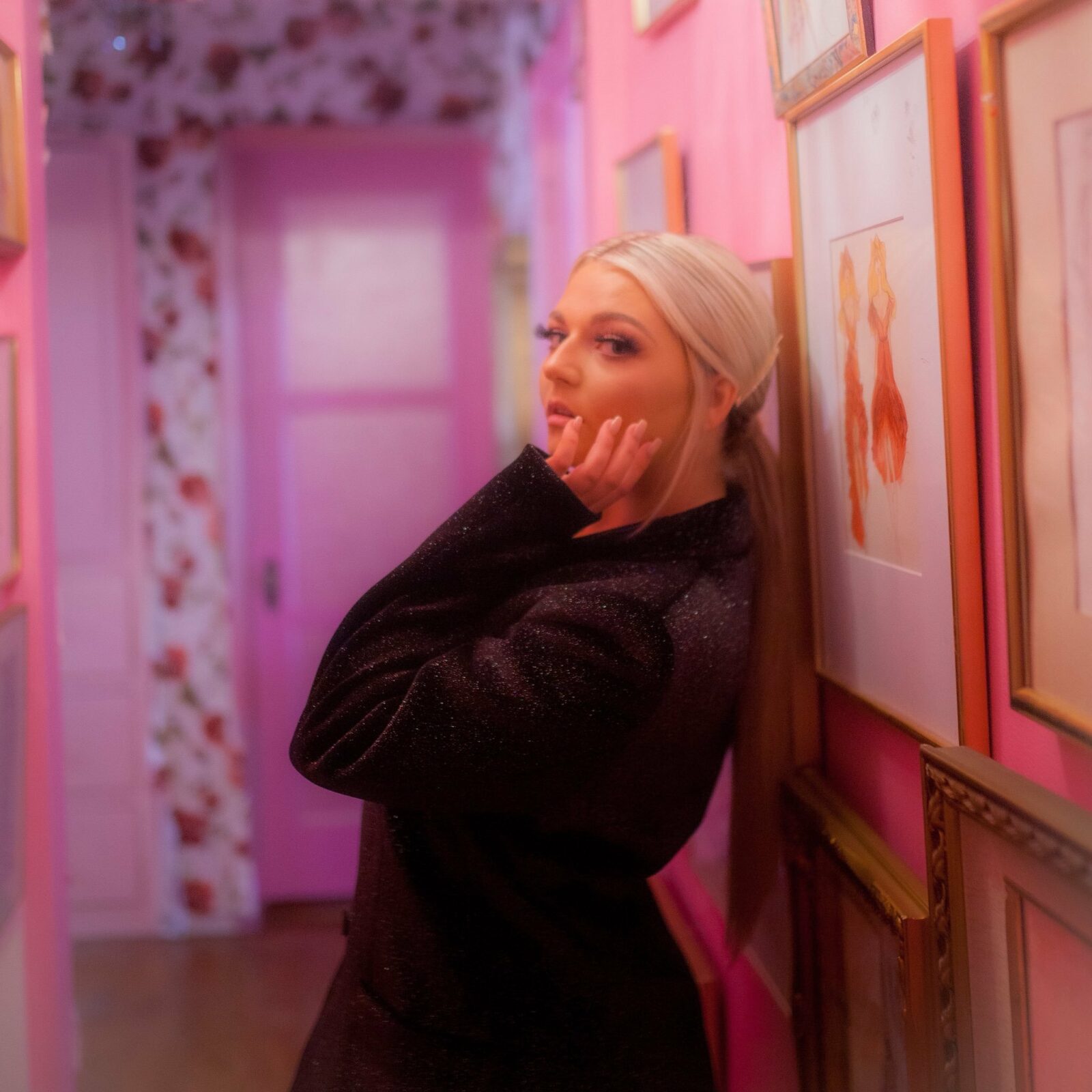 JUST ANNOUNCED: American Songstress Taylor Grey to Join Why Don’t We ...